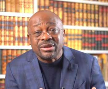 Le Journaliste Alain Foka Se Prononce Russie Ou France